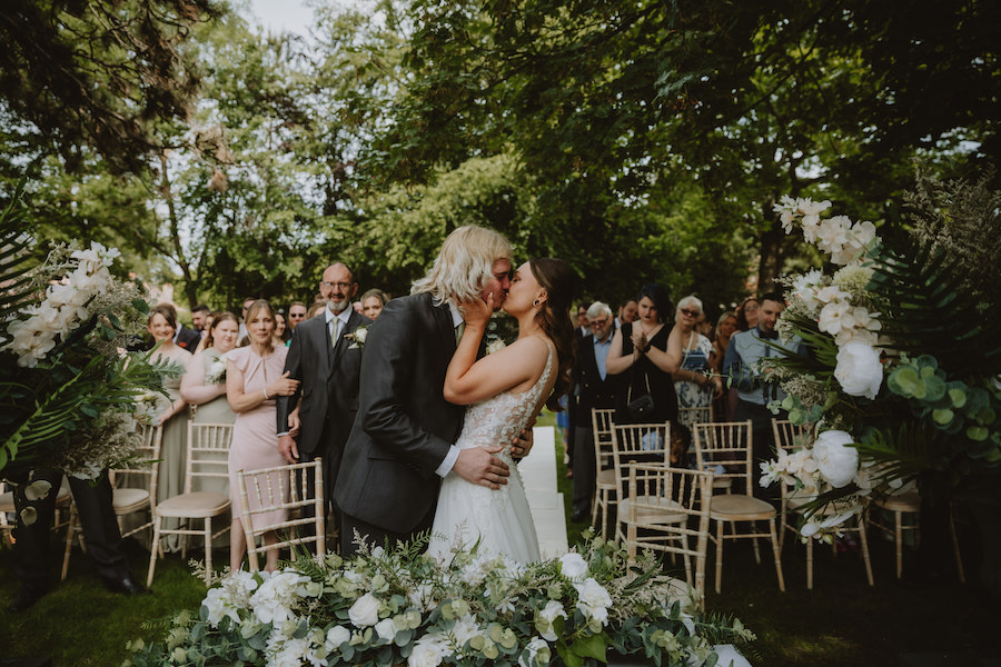 How to get the most from your wedding day | Stratton Court Barn
